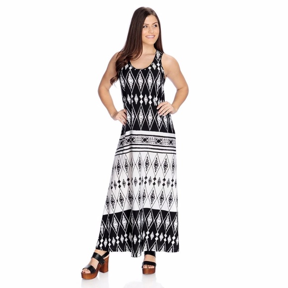 ONE WORLD | Dresses | 3 For 3 Black Cream Print Maxi Dress Nwot | Poshmark